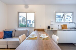 Apartamento | Sala de estar | Smart TV 