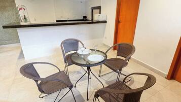 Quarto premium, suíte | Cozinha privada