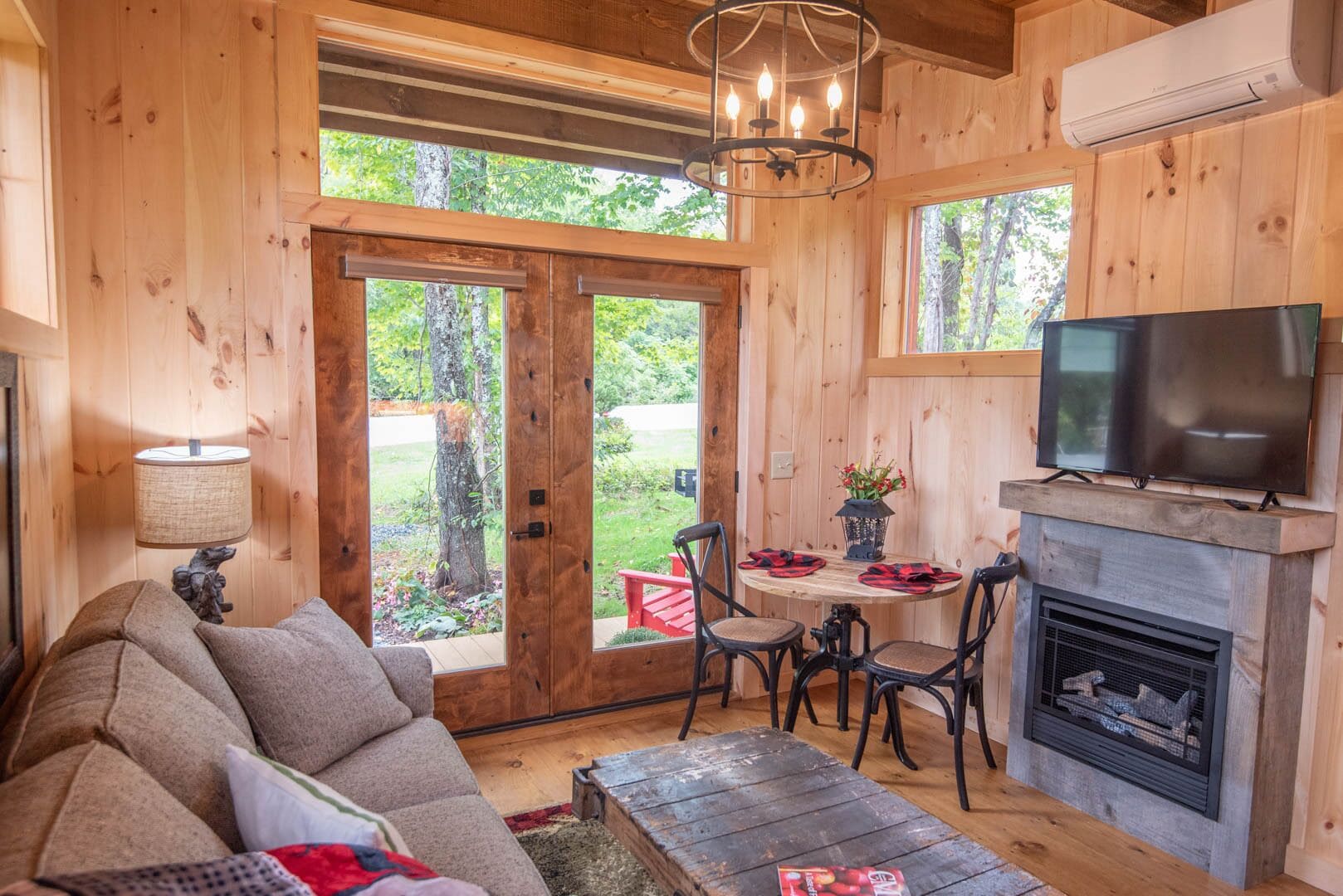 Camp 4 Tiny Homes | #1 Grandfather Mountain | 1 Mi. To Downtown West Jefferson - West Jefferson, NC