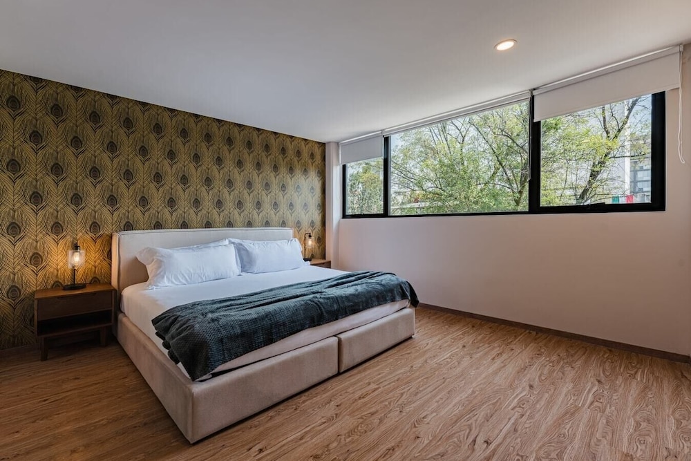 VH | Apt Roma Norte wifi and balcón | 153 - Mexico City | Vrbo