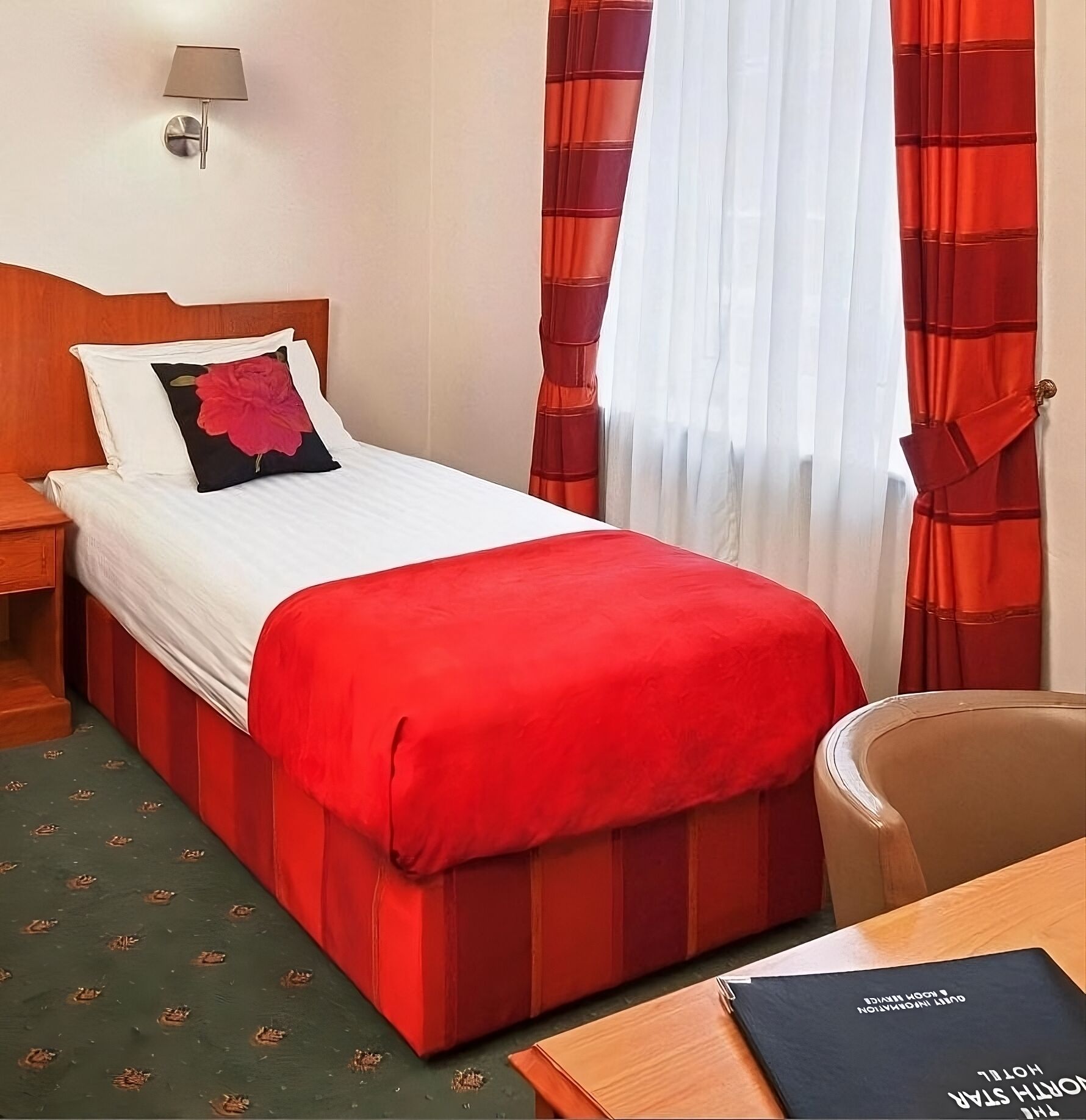 Experience Irish Cuisine Onsite! Stylish Family Room, Centrally Located! - Dublin