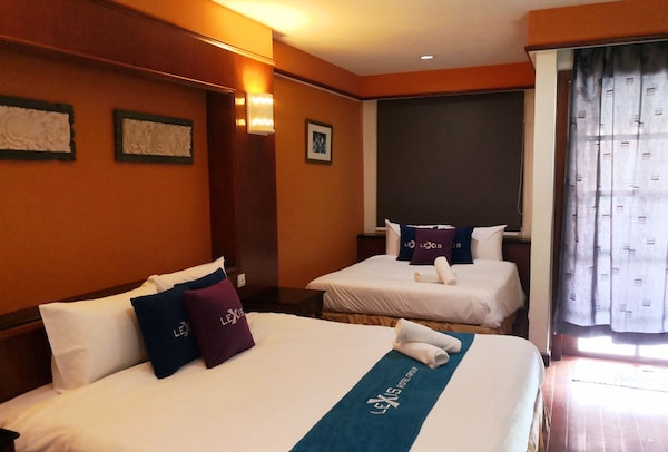 Alpine Lxpd Premium Water Chalet - Port Dickson