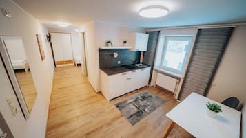 Apartamento, 1 cama individual, não fumadores, cozinha | 1 quarto, cofre no quarto, com decoração personalizada