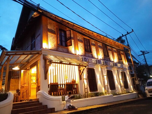 Luang Phasouk Hotel - Luang Prabang