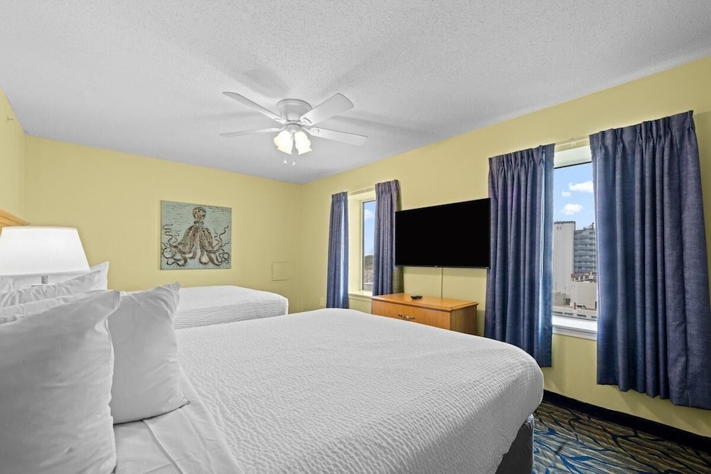 Serenity Three Bedroom Oceanfront 15th Floor - Myrtle Beach | Vrbo