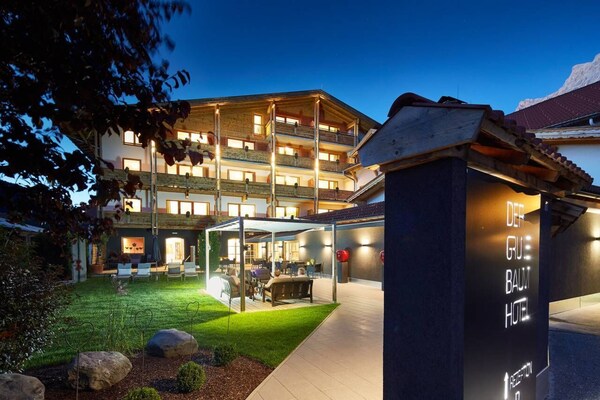 Der Grüne Baum Hotel - Garmisch-Partenkirchen