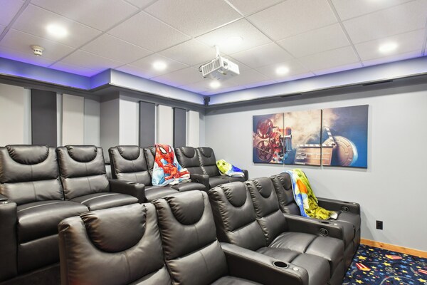 Galena Getaway W/ Hot Tub, Home Theater & More! - Illinois