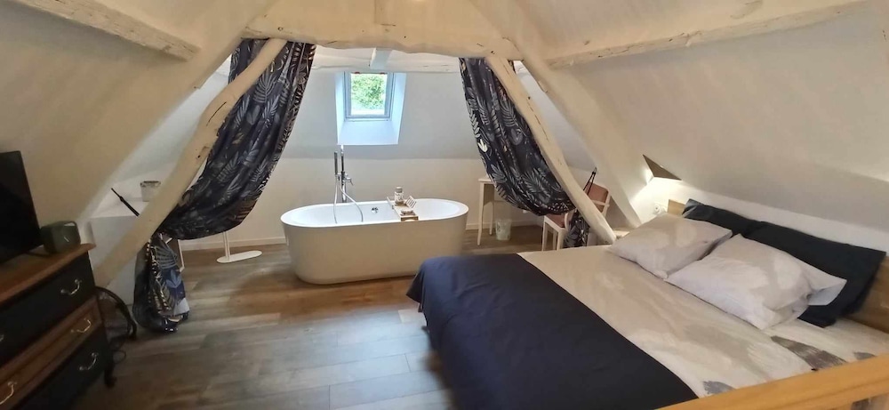 Maison à La Campagne, Pour Un Séjour De Détende Et De Calme - Breteuil