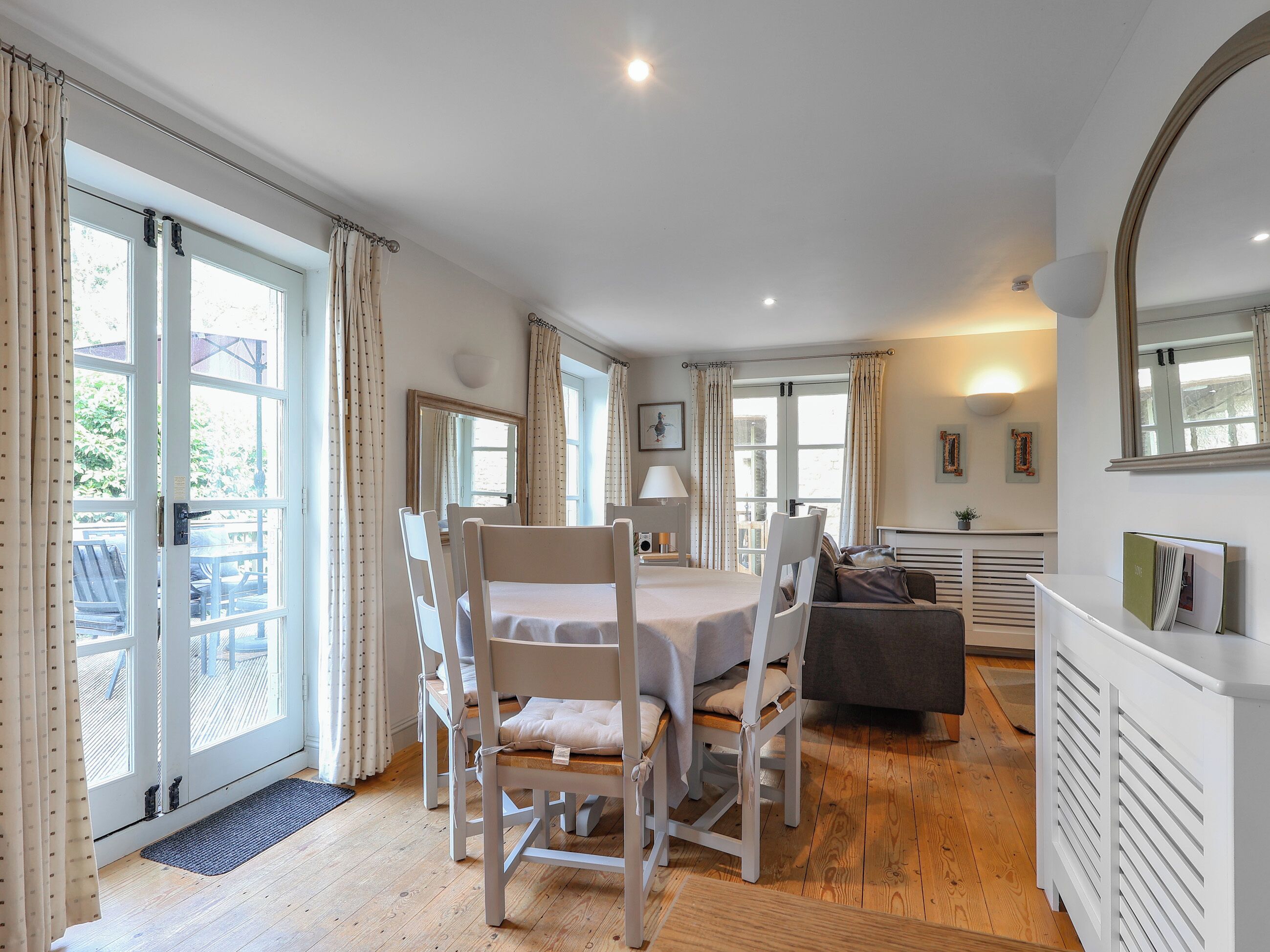 3 Schlafzimmer Unterkunft In Somerford Keynes - Cotswolds