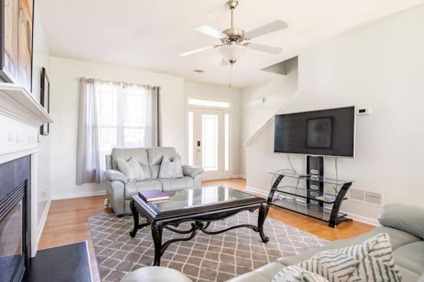 Sleeps 8: King Sized Bed - Home Away From Home, Yet Close To Everything! - Douglasville, GA
