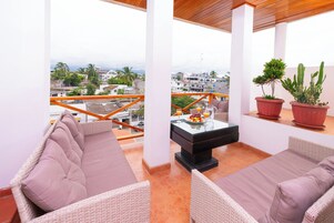 Condo exclusivo, 3 quartos | Sacada