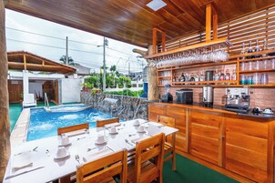 Café da manhã continental grátis todos os dias