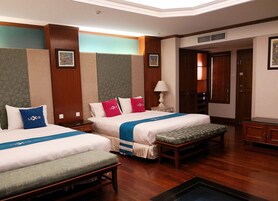 Vila premium, piscina particular | 1 quarto, escrivaninha, ferros/tábuas de passar roupa, roupa de cama