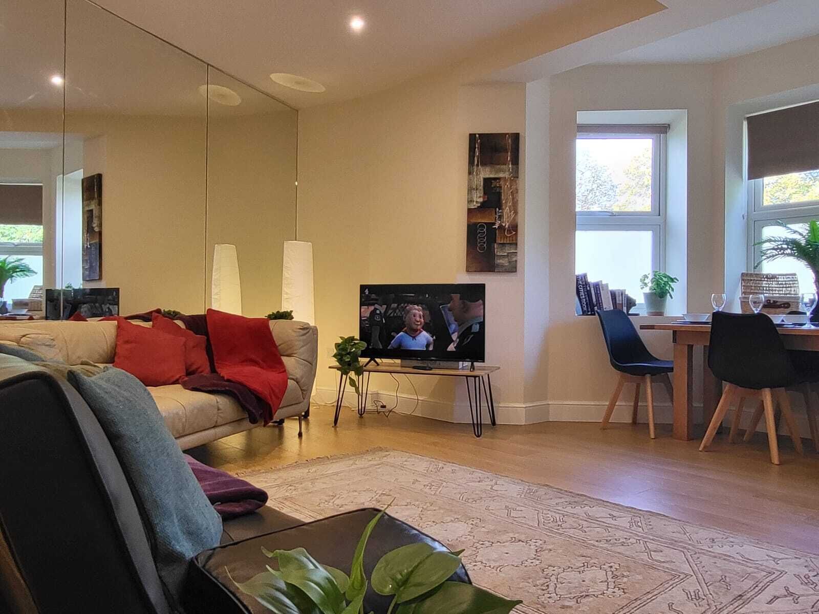 Modern And Classy 2 Bedroom Flat, Free Parking - Newbury