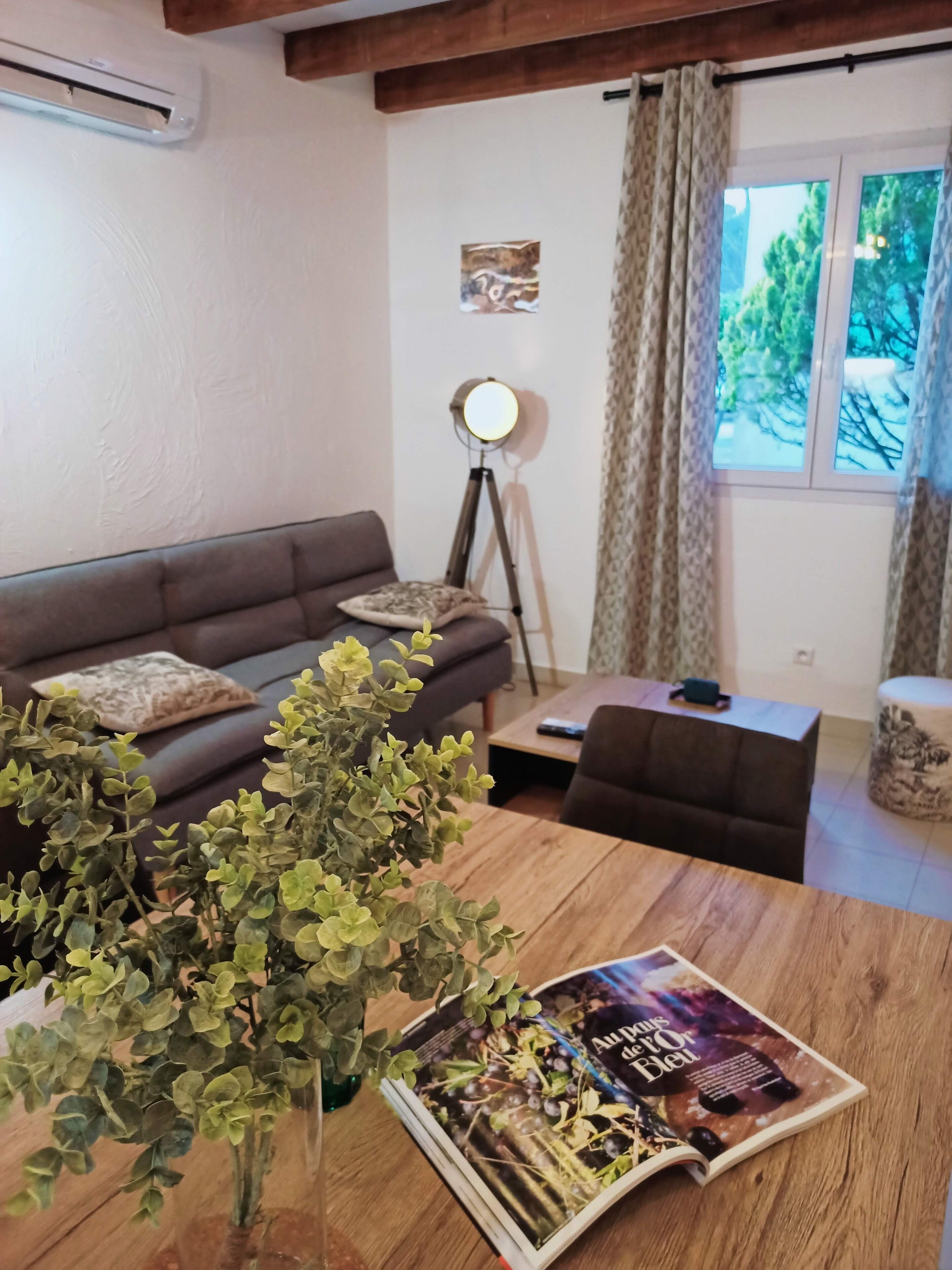 Charmant Mazet De 70 M2 Avec Terrasse Et Parking - Vallon-Pont-d'Arc