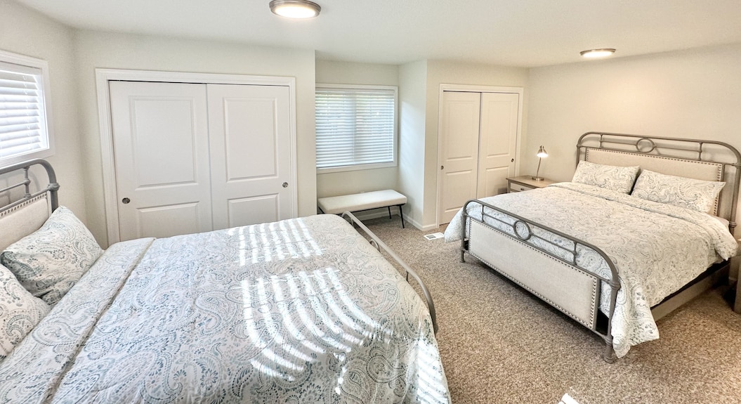 Cozy & Private 2 Bedroom / Chief Golf Cottages Upper Condo / Spectacular Views! - Torch Lake, MI