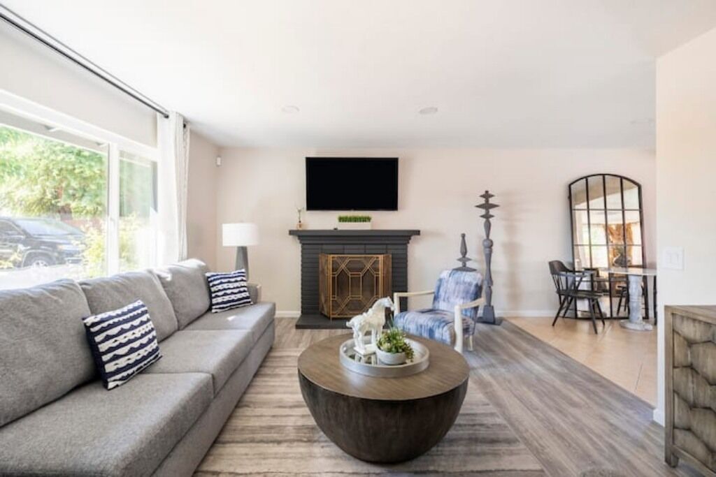 Home Away From Home! By Wearehomeie - Hemet, CA