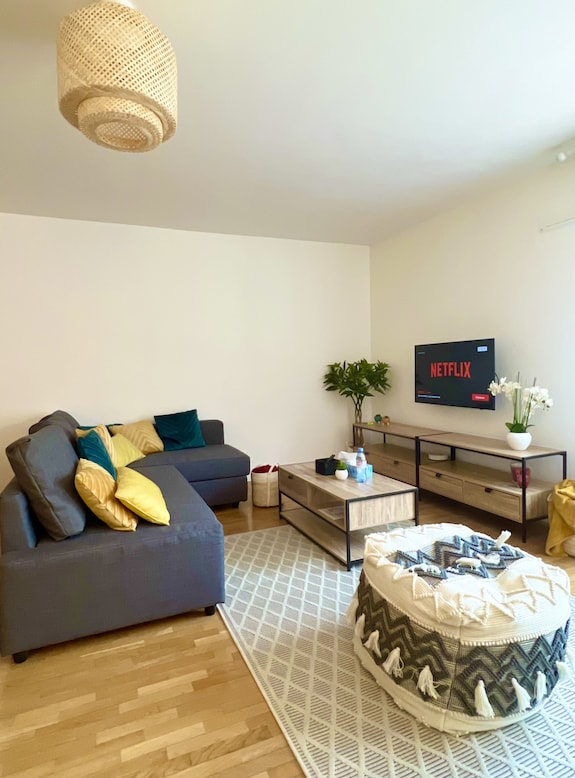 Appartement 75 M2 Montrouge 3 Pieces / 1 à 8 Couchages Paris 14e Porte D'orléans - Thiais