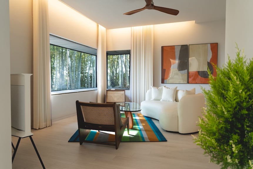 A Private House With Greens And Natural Light Of Jeju - 중문동