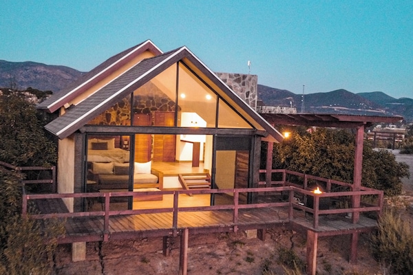 Cabana de Madeira Deluxe | 2 quartos, ferro/tábua de engomar, Wi-fi grátis