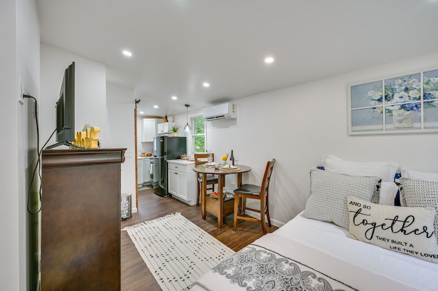 5 Mi To Salem: Furnished Patio At Danvers Studio! - Hamilton, MA