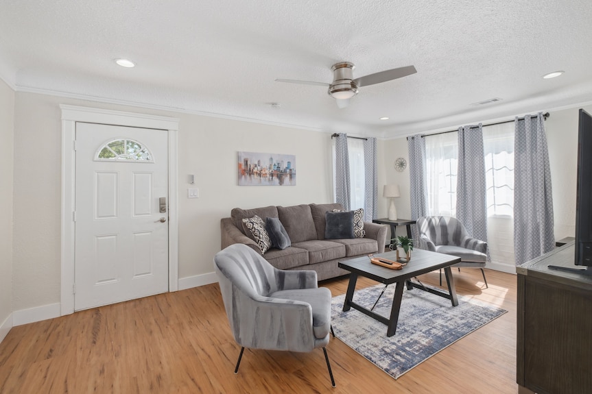 Cozy 2b/1bth On Peaceful Street - 프레즈노