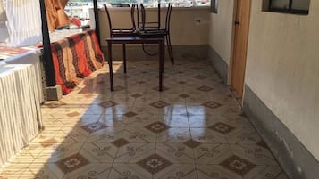 Quarto Duplo ou Twin Básico | Terraço/pátio interior