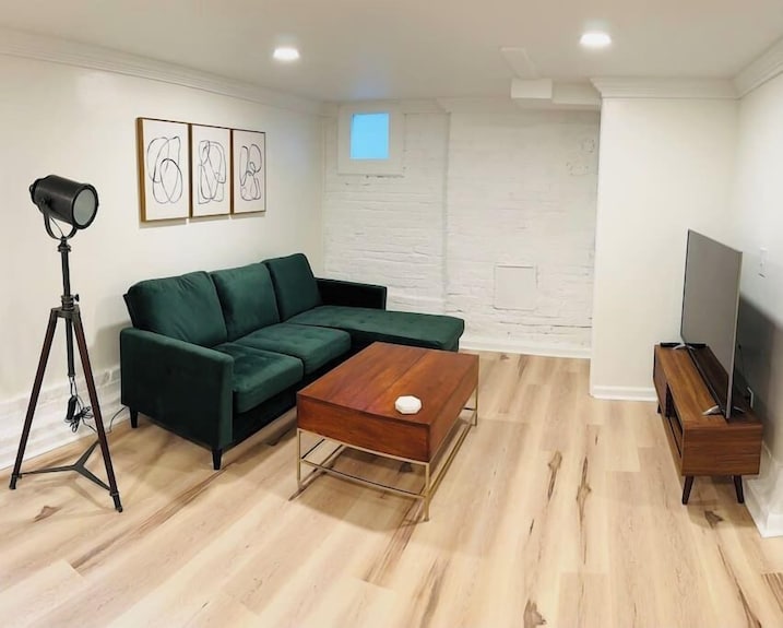 2-bedroom In The Heart Of Denver - Okinawa