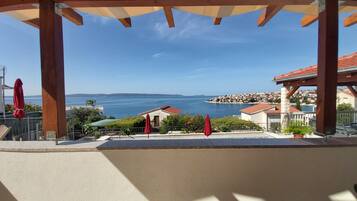 Apartamento, 2 quartos, fumadores, pátio | Terraço/pátio interior