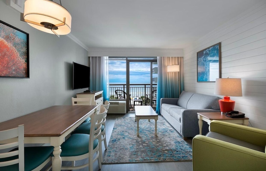 Beachfront Bliss Oceanfront Suite On The 2nd Floor - Myrtle Beach, SC