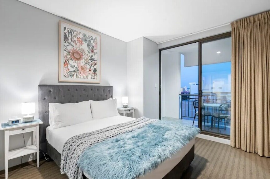 708 Enchanting Urban Oasis 1br+balcony_cbd - Perth