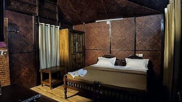 Chalé Premier | 1 quarto, camas de colchão pillowtop, secretária, Wi-fi grátis