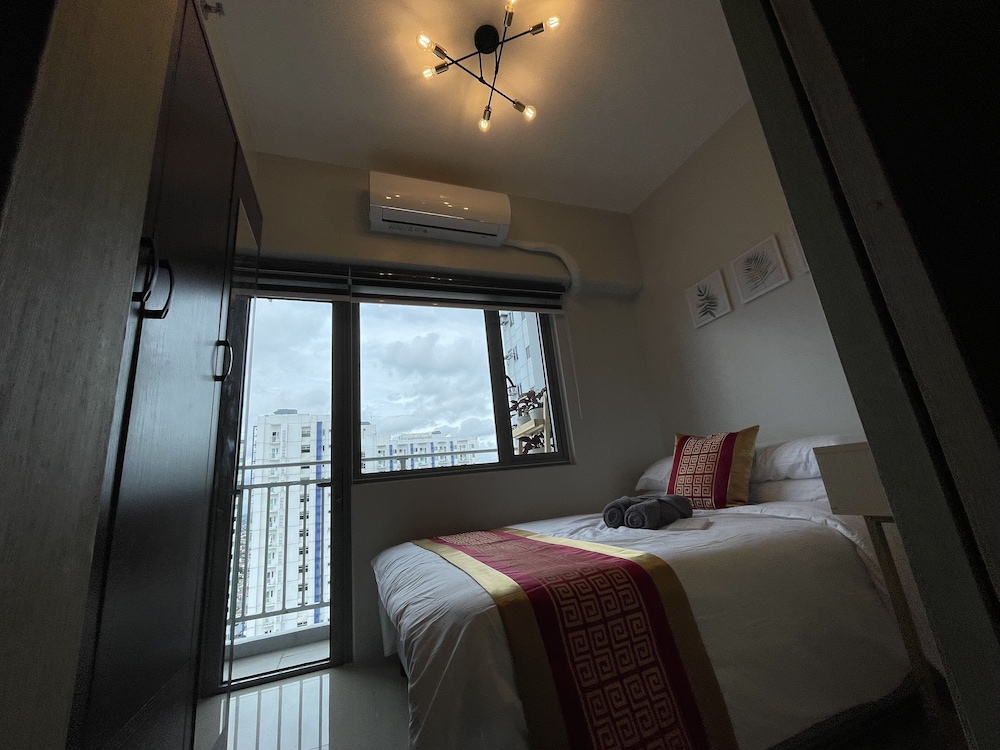 Grass Residences Aesthetic, Inexpensive Staycation - Quezon City | Vrbo