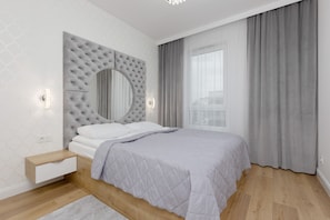 1 quarto, roupa de cama fornecida 