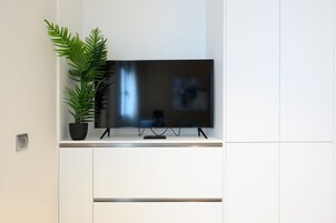 Apartamento Standard | Secretária, secretária adequada para computadores portáteis 