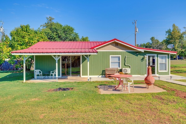 Oklahoma Home Near Lake W/ Patio, Grill & Chiminea - Fort Cobb State Park, Fort Cobb
