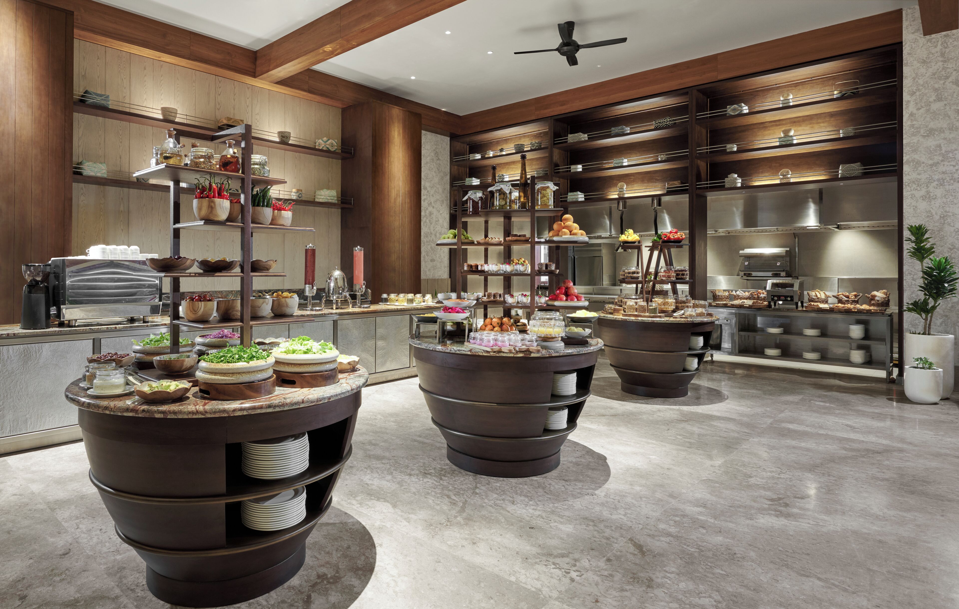 Pequeno-almoço tipo buffet diário (302500 IDR por pessoa) 