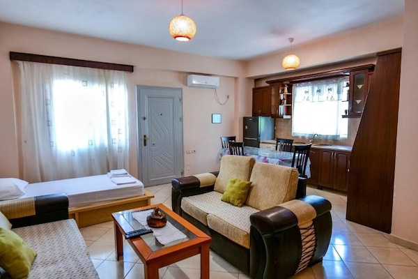 One-Bedroom Apartment | 1 quarto, escrivaninha, Wi-Fi de cortesia