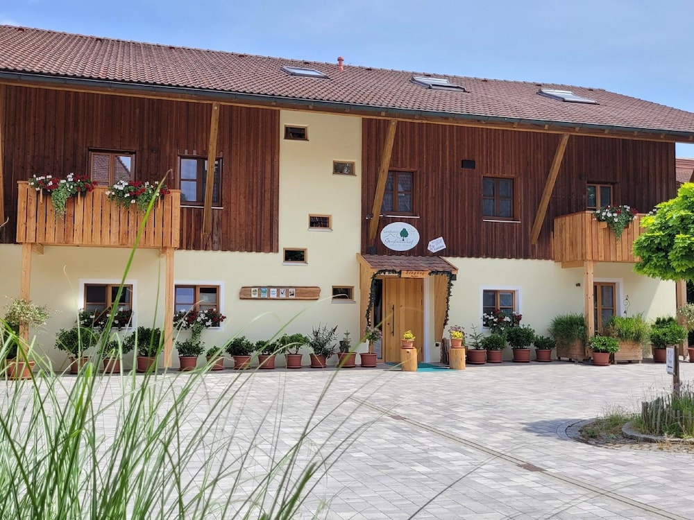 Landhotel Großeiberhof - Cham