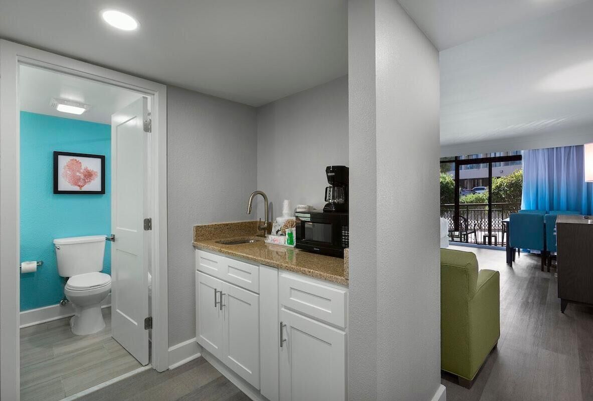 Laid Back Resort View Room: Relaxing Oasis Low Flr - South Carolina