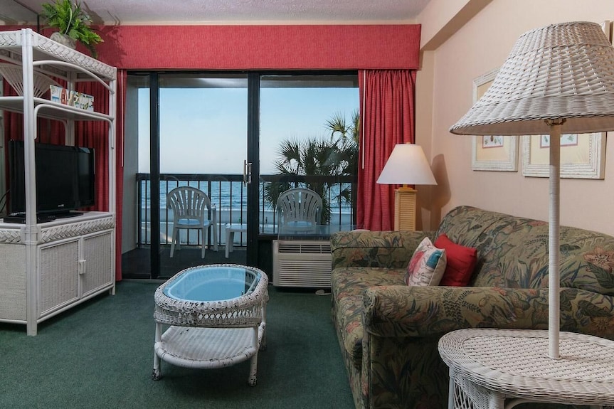 Savoy Oceanfront Suite A Coastal Haven Low Floor - Myrtle Beach, SC
