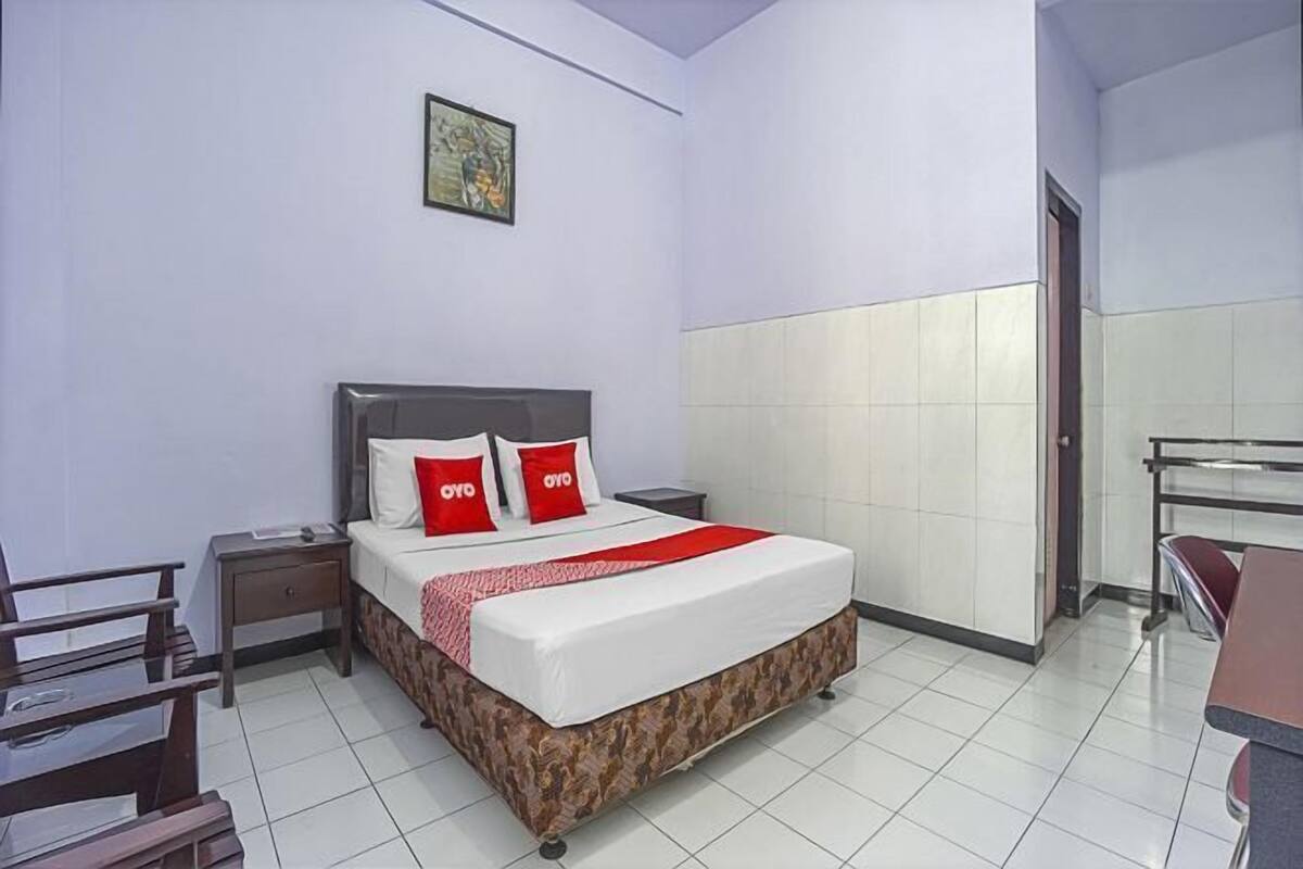1 quarto, escrivaninha, Wi-Fi de cortesia, roupa de cama
