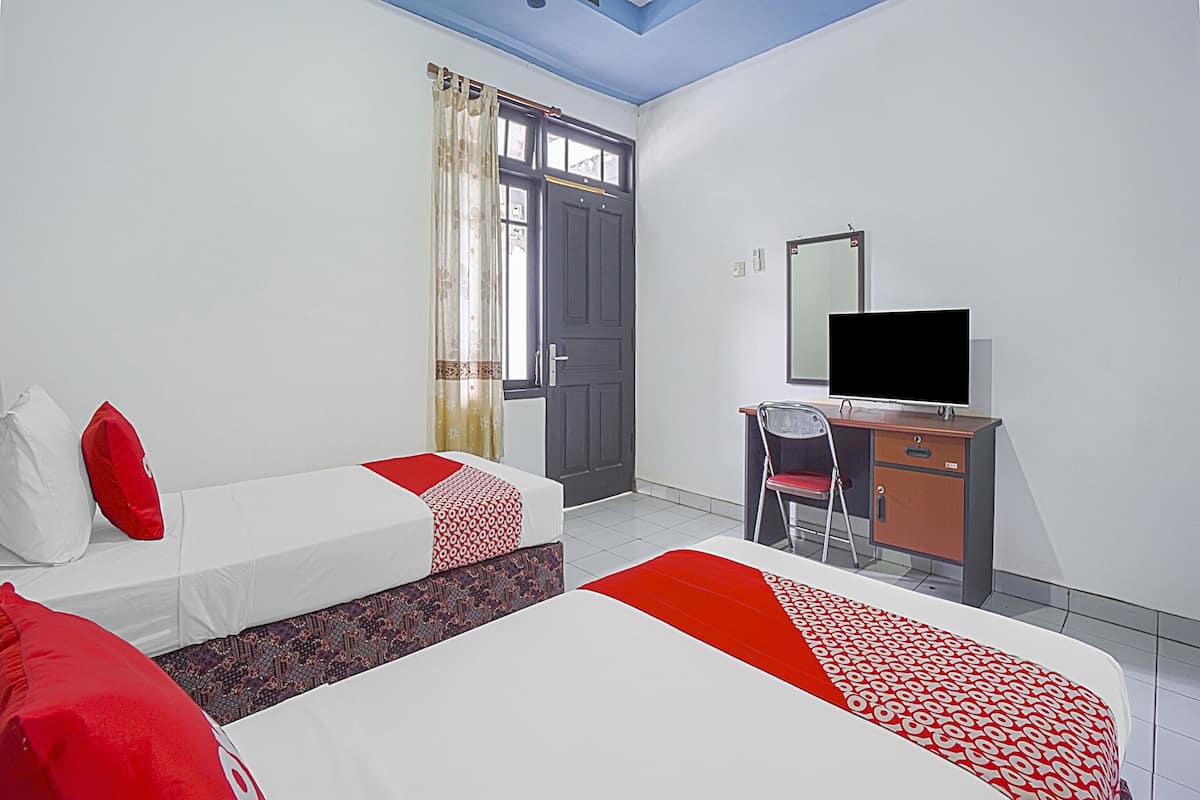 Quarto duplo luxo | 1 quarto, escrivaninha, Wi-Fi de cortesia, roupa de cama