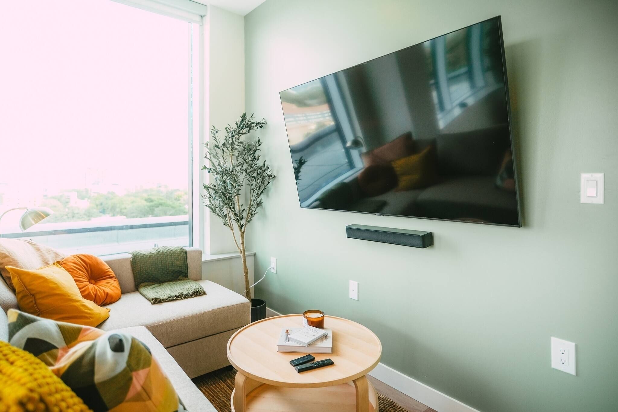 Luxury 1br Penthouse Apt In Central Halifax! - Nova Scotia