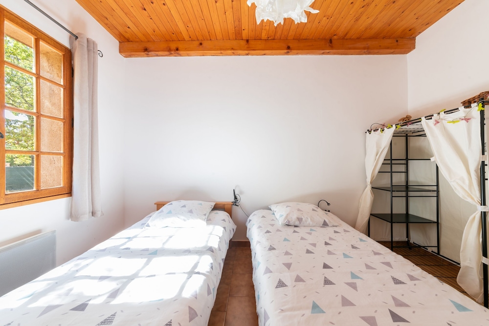 L'Oustaou Dou Verdoun - Avec grand jardin - Regusse | Vrbo