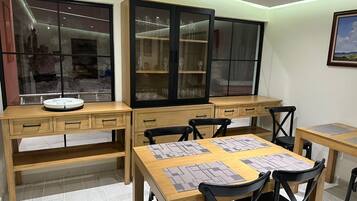 Pequeno-almoço preparado no momento diário (150 MXN por pessoa)