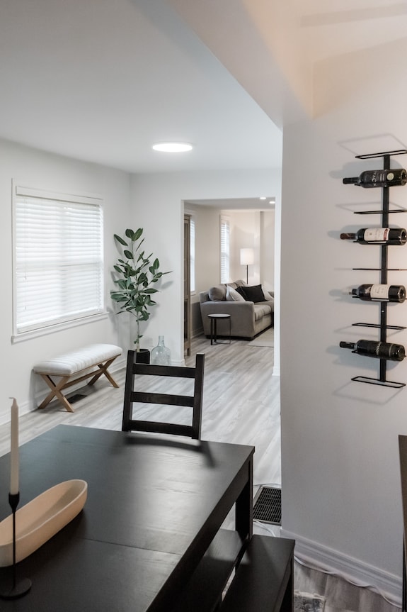 The Little White Haus - Niagara-on-the-Lake