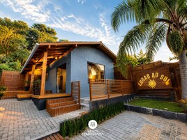 Chalé 7 - Lugar ao Sol - Flats c/ Cozinha no Rosa | Exterior