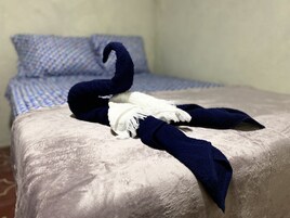 Quarto Duplo Básico para 1 Pessoa | Wi-fi, roupa de cama fornecida 