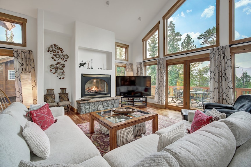 New Emmett's Peak In Breck, Forest & Mountain Views, 5min Drive To Slopes/downtown, Hot Tub - Colorado